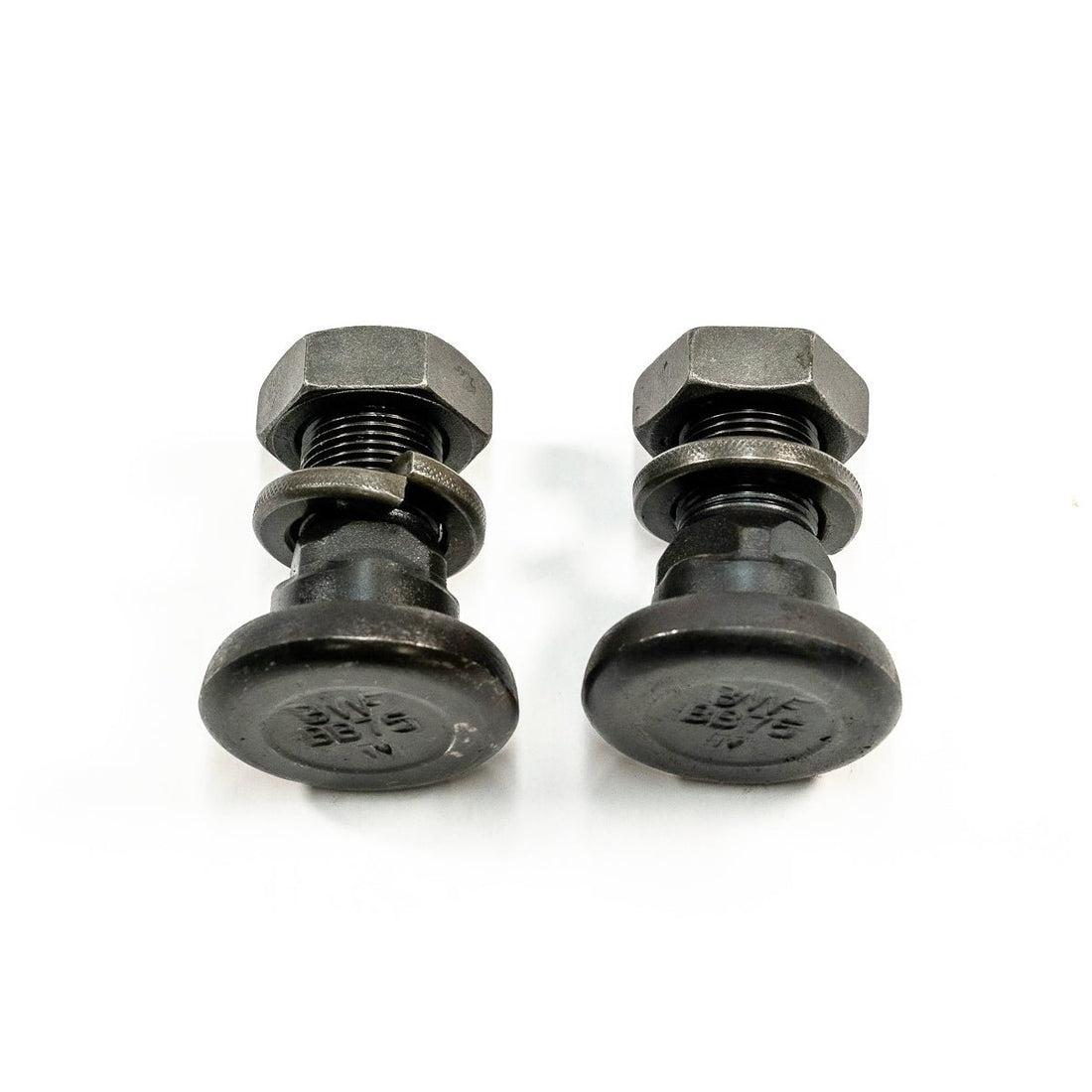 Blade Bolts